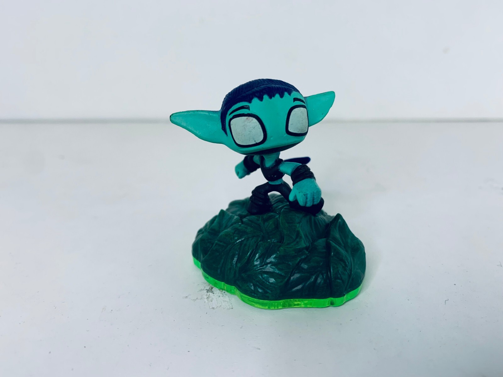 Skylanders Spyros Adventures Bundle Figures Characters Figures Magic ...