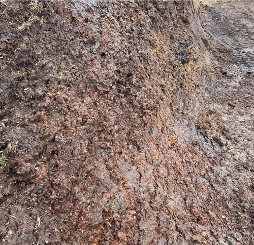 Cow Manure Well Rotted compost soil £10 Per Tonne Over 500 Tonnes ...