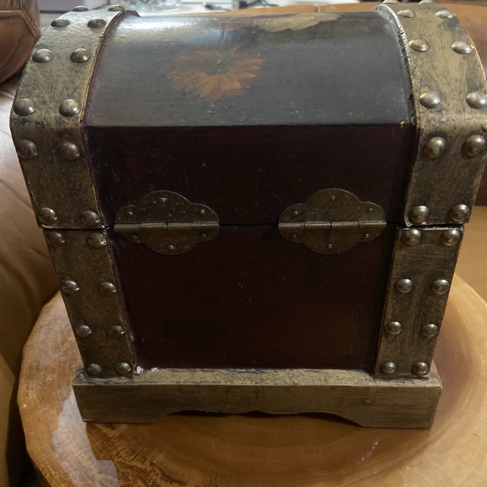 Wood Treasure Chest Hand Painted Floral Vintage Small (8.5"× 7" × 8.5 ...