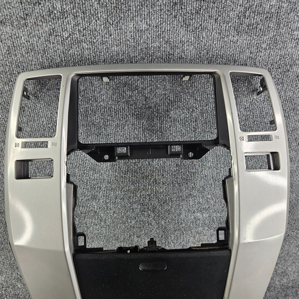 03-09 TOYOTA 4RUNNER CENTER DASH AC HEATER VENT RADIO TRIM PANEL BEZEL 2WD OEM | eBay