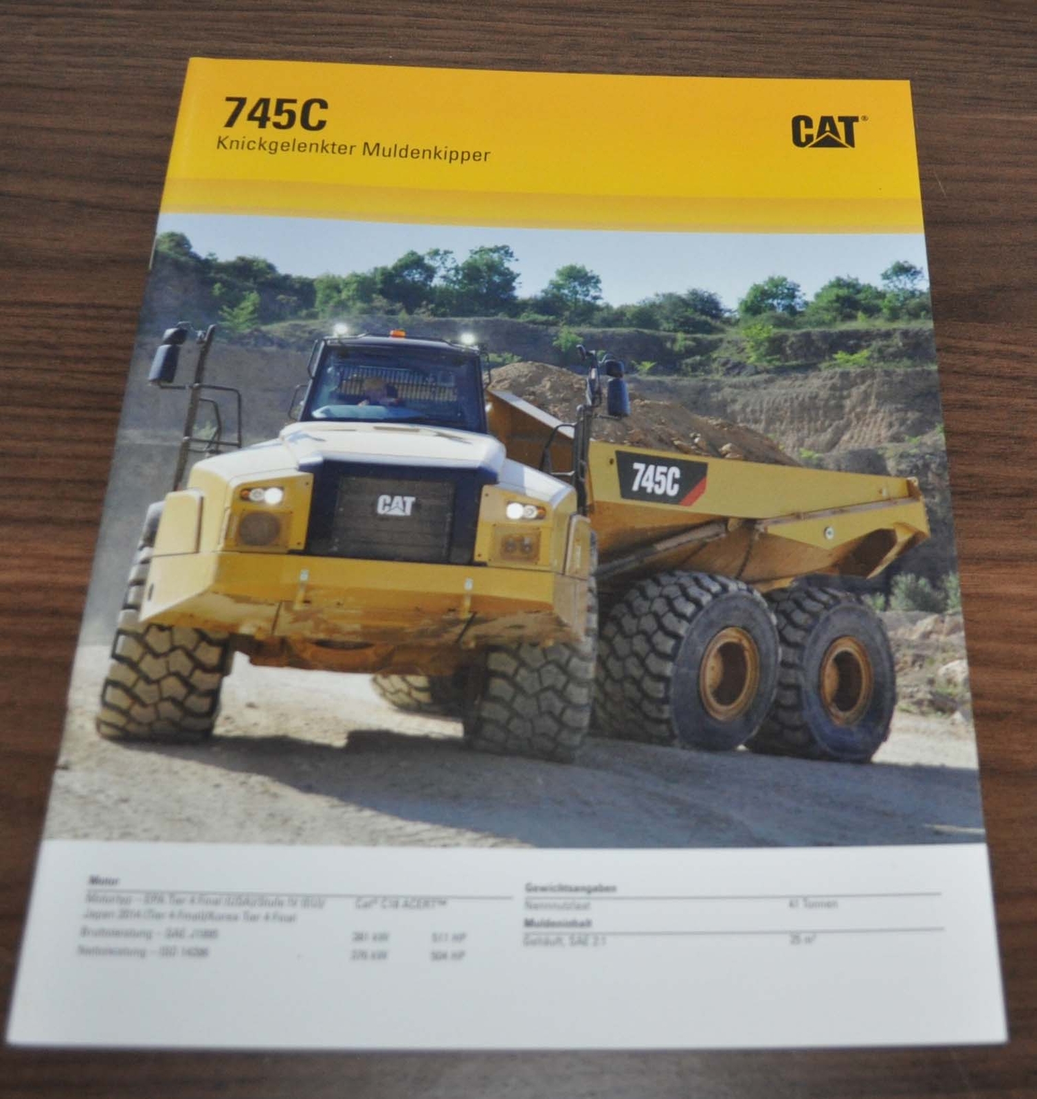 Caterpillar 745C Knickgelenkter Muldenkipper Articulated Dump Brochure ...