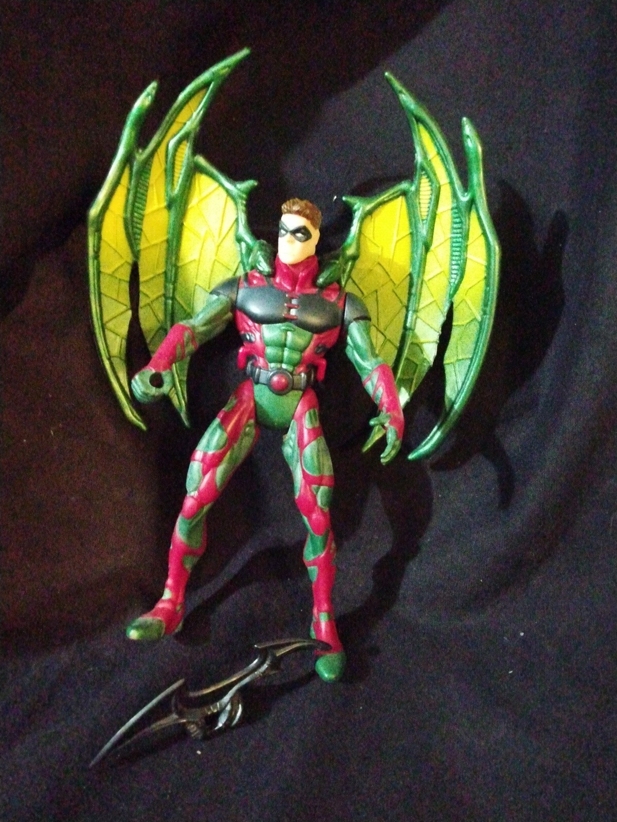 Legends Of The Dark Knight With Dive Claw Robin Action Figure Winged ...