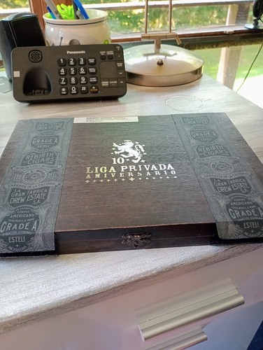 Liga Privada 10 Aniversario Robusto Empty Wooden Cigar Box 11⅞x7½x1½ | eBay