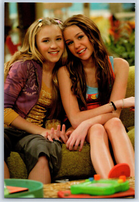 2008 Panini Disney Hannah Montana Miley Cyrus Lilly Truscott 4x6 Photo ...