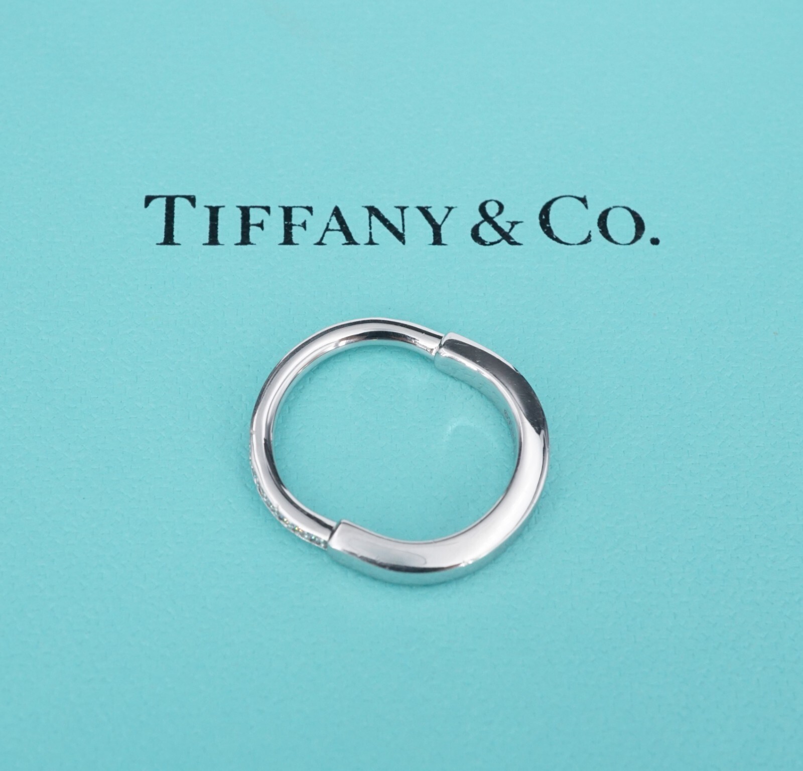 Tiffany & Co 18k White Gold Diamond Lock Ring Band Size 7.25 18 RG4356 ...
