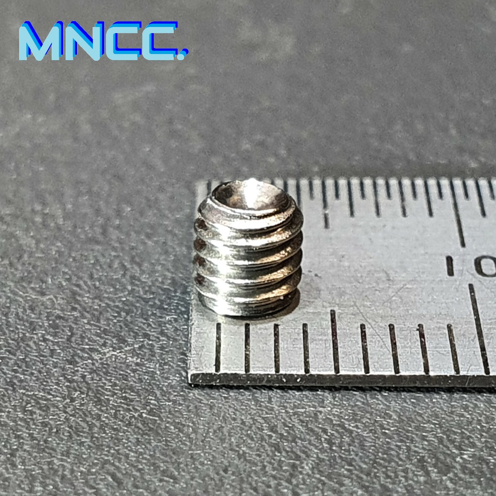 M4 x 4mm Cup Point Grub Screw Hex Head Set Screw 304 Stainless Steel P0 ...
