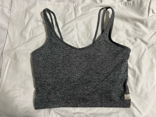 Vuori Halo Performance Crop Tank With Built In Bra Gray Heather Large ...
