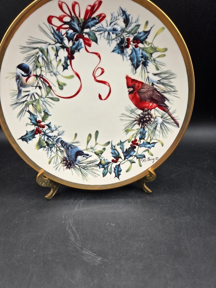 Lenox Winter Greetings Wreath Of Month Plate Cardinal Gold Rim Ivory ...