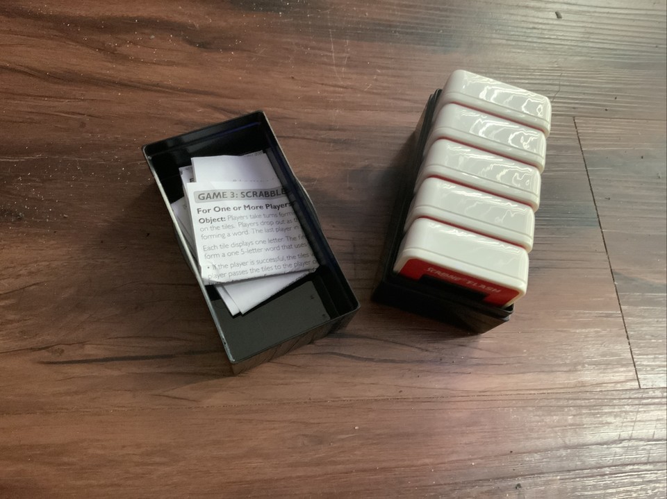 Hasbro Scrabble Flash Handheld Electronic Game Needs Batteries ...