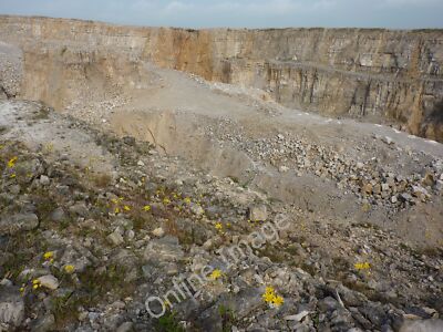 Photo 12x8 Limestone, a lot of it Rowland/SK2172 High Rake, on ...