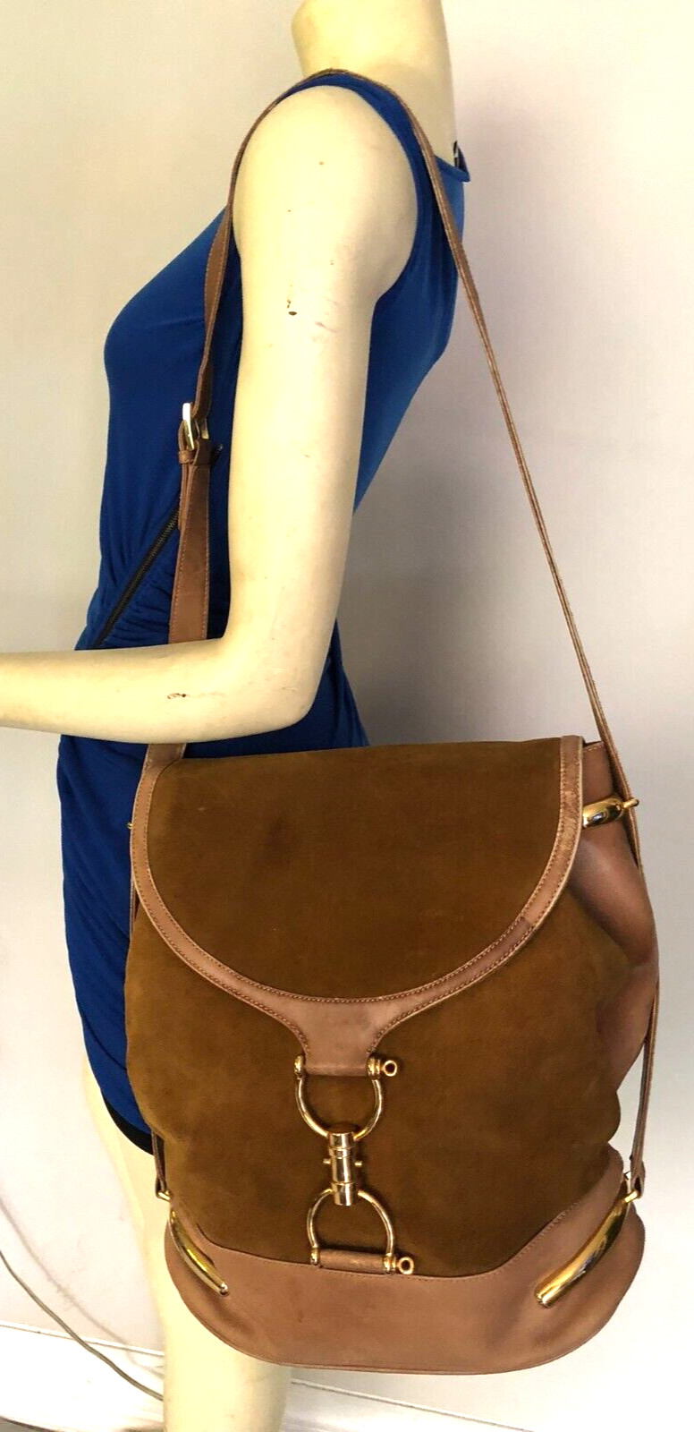 Vintage Gucci Light Brown Suede Bucket Handbag(Rare) - Gem