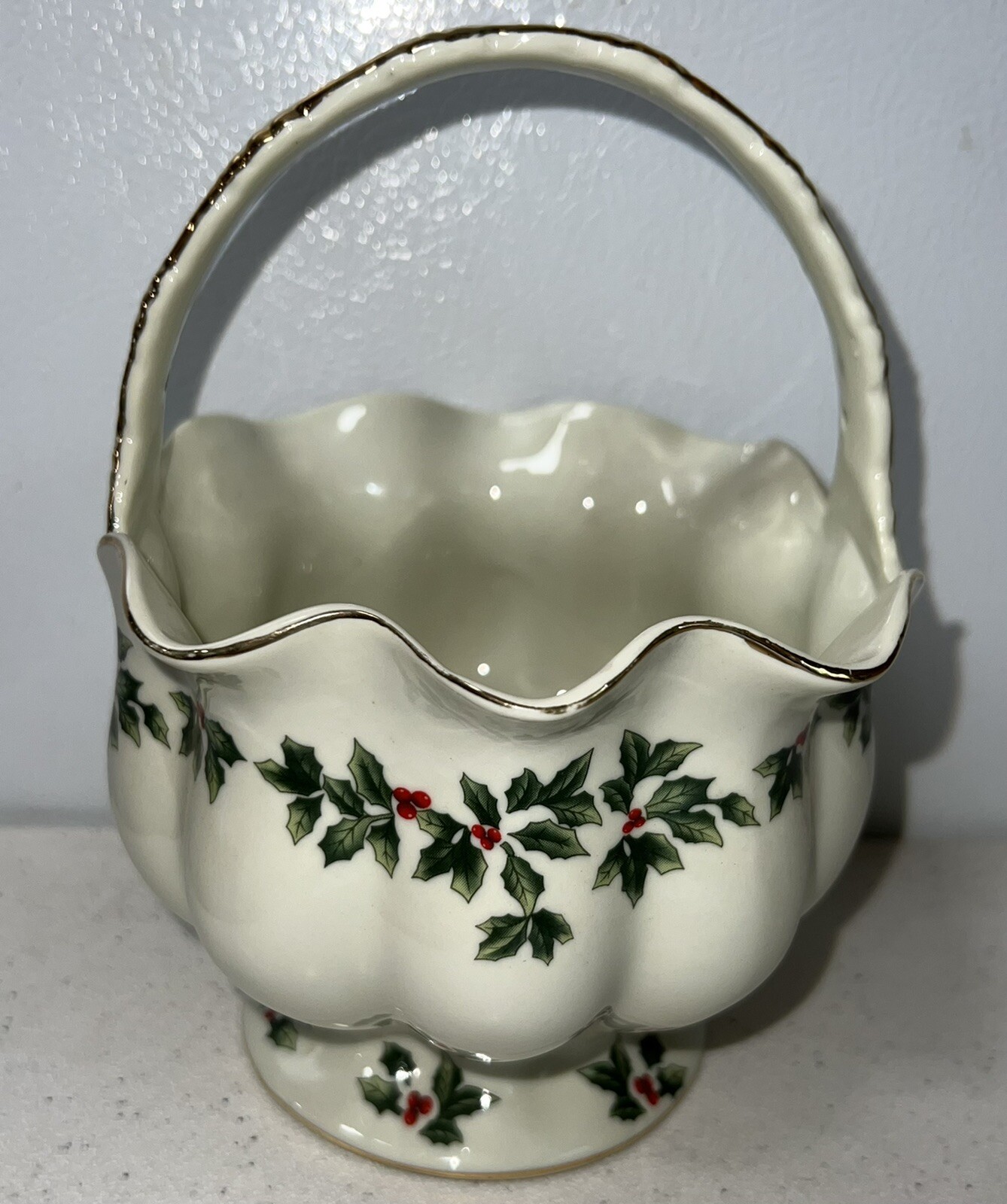 Living Quarters Christmas Holly Porcelain Basket Holiday Candy Dish ...