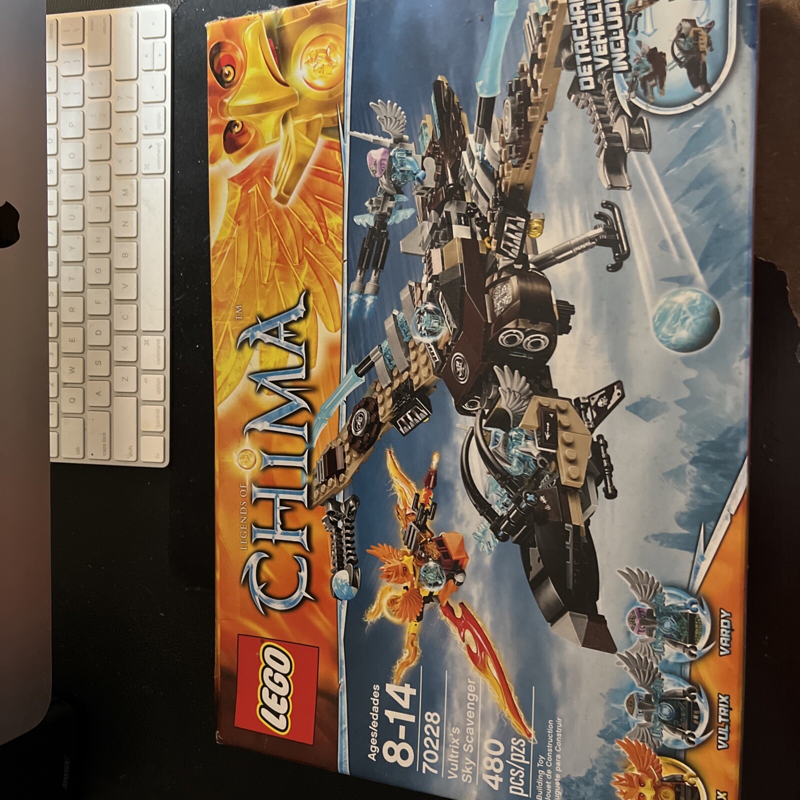 LEGO LEGENDS OF CHIMA: Vultrix's Sky Scavenger (70228) - New in Sealed ...