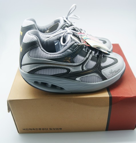 Ryn Womens Massai Walking Shoes Sneakers Citrin Silver SIZE:5.5 (For ...