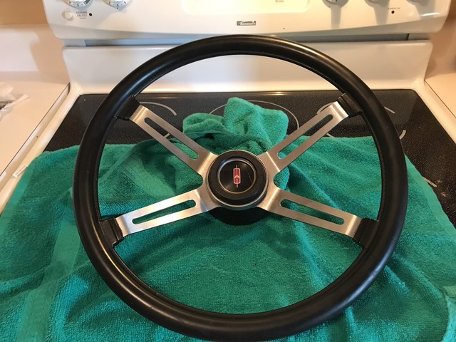 1970-75 Olds 442 Cutlass OEM Original 4 Spoke Sport Steering Wheel ...