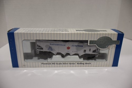 HO Scale "Napierville Junction" NJ 300 4-Bay Hopper Freight Train Car ...