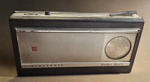 Vintage Panasonic Auto Tune Transistor Radio Mid Century Portable Radar ...