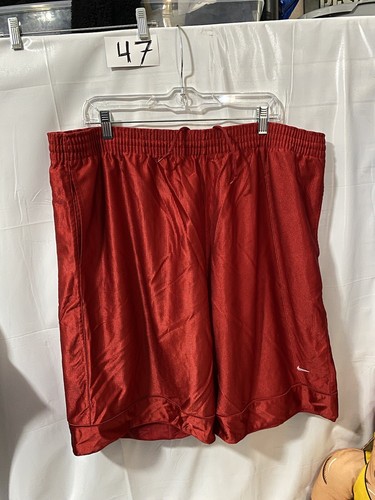 Nike vintage red tag - Gem