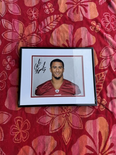 Colin Kaepernick Signed/Autographed Photo 49ers Framed Beckett 193097 ...