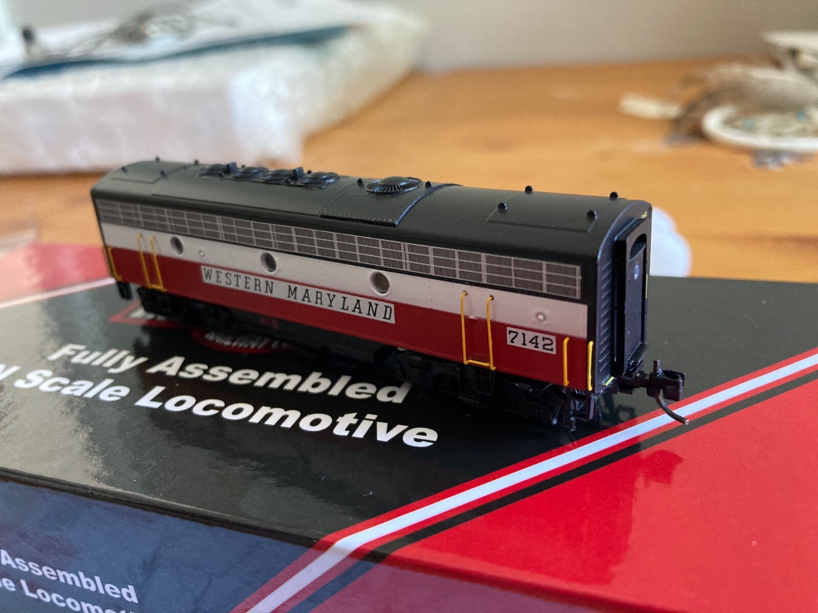 BRAND NEW Intermountain N Scale Western Maryland (WM) F7B (7142); DC ...