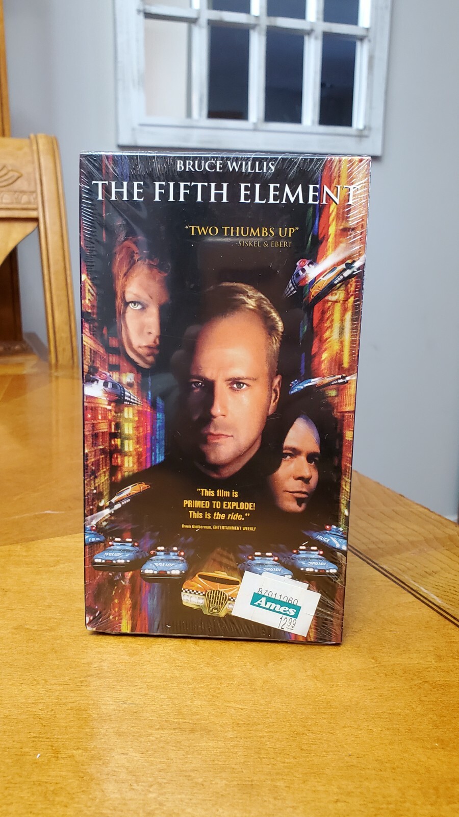 The Fifth Element (VHS, 1997) NEW Bruce Willis Sealed 43396824034| eBay