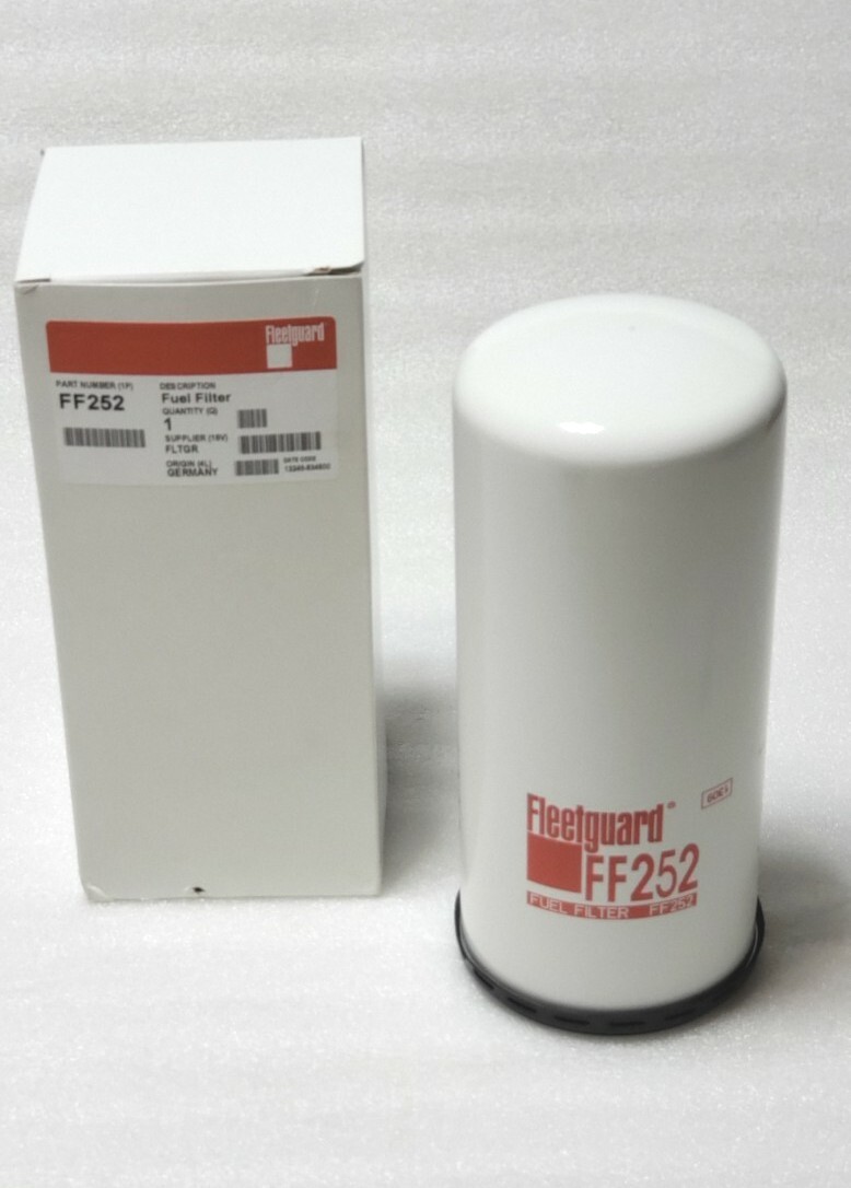 FLEETGUARD FF5782 - Fuel filter cross reference