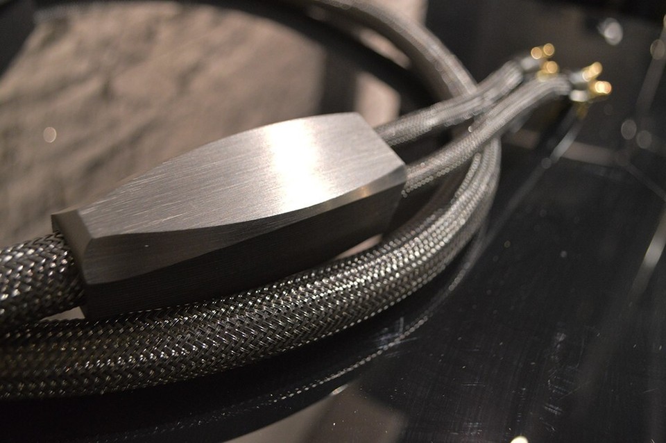 Transparent Audio Brick REFERENCE w/ Premium Speaker Cables - InWall ...