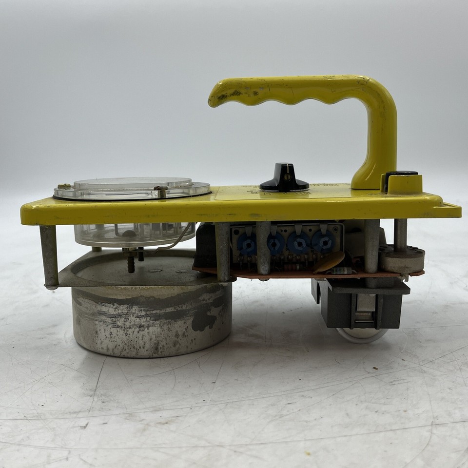 Victoreen CDV-715 Model 1A GEIGER COUNTER. Power Tested. #3 | eBay