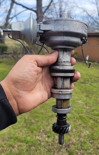 390 Ford Mustang GT Distributor 4 Speed C70F-12127-H Recurved Ford 427 ...