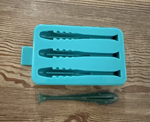 Soft Plastic Bait Mold, 5 Inch ribbed Swimbait, Plastisol | eBay
