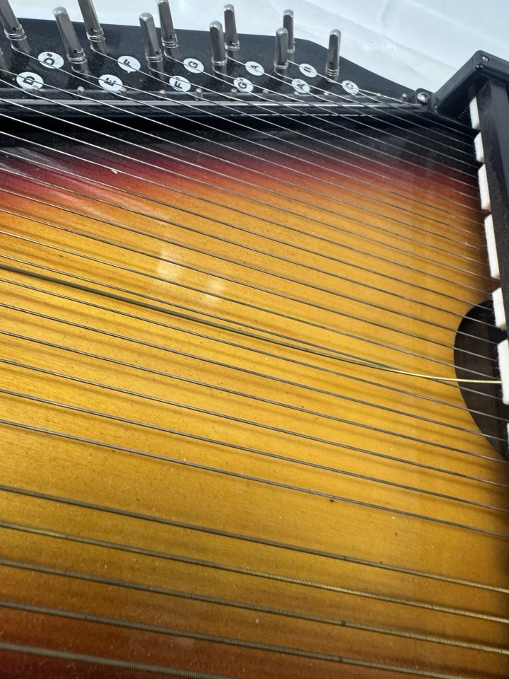 Vintage Chromaharp Autoharp 15-Chord Zither String Instrument with ...