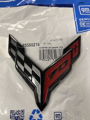 2023-24 Corvette C8 70th Anniversary Fascia Emblem 85580216 Carbon ...