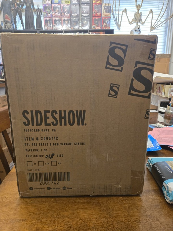 Sideshow SHANE GLINES Devil Girl Purple & Green Variant Statue #39/150 ...