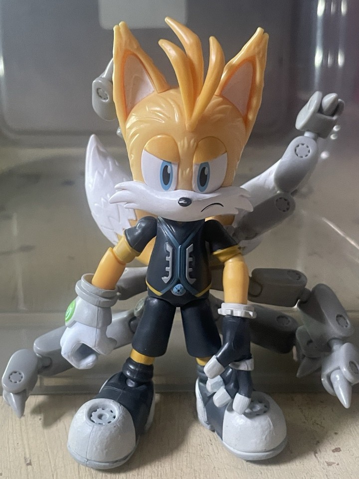 Sonic Prime Tails Nine 5 Inch Action Figure with Articulation and ...