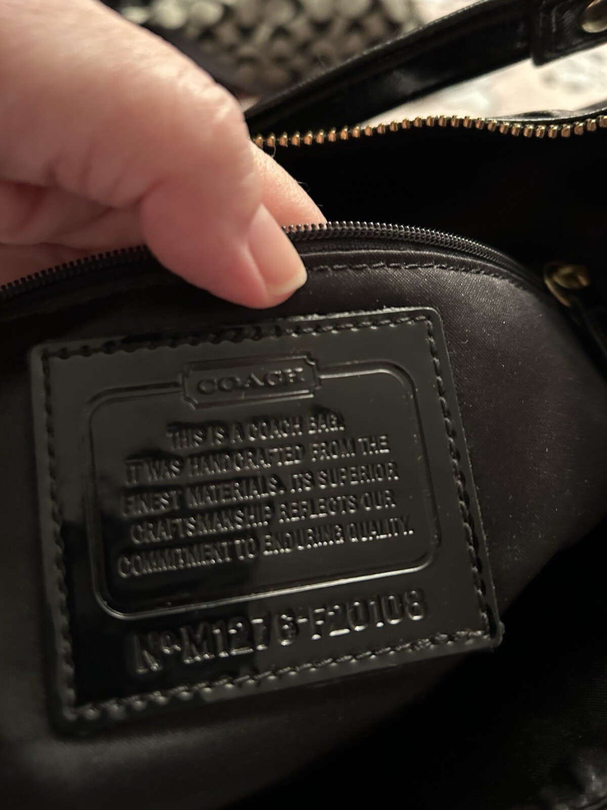 Authentic COACH DAISY LIQUID GLOSS PATENT LEATHER HOBO BAG PURSE F20108 ...