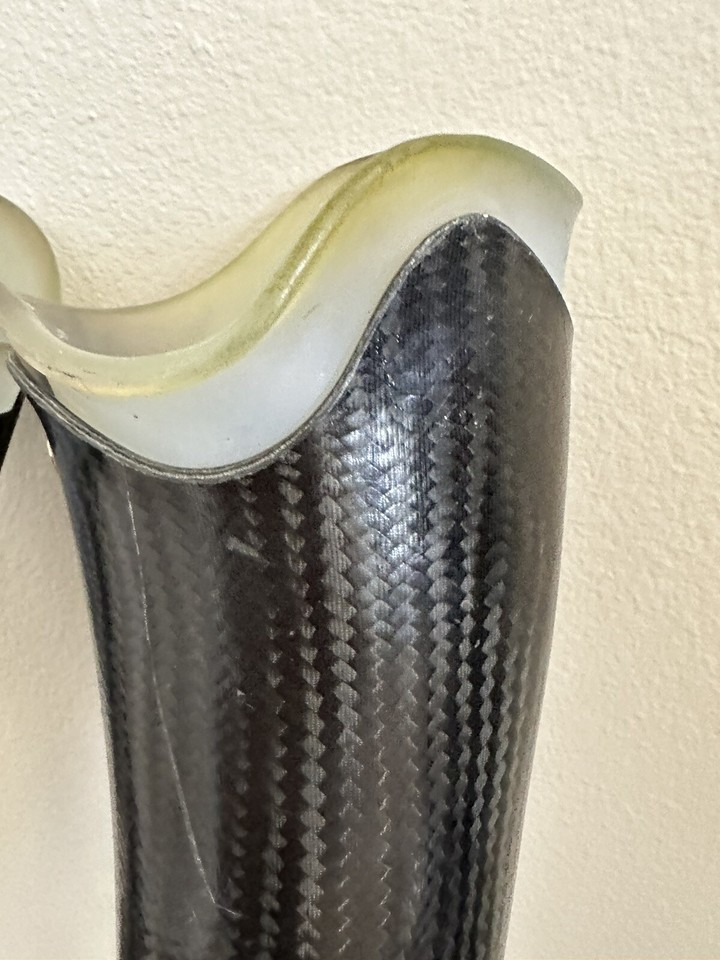 Freedom Innovations Carbon Fiber Prosthetic Legs Ossur Knees Cat 1 Feet ...