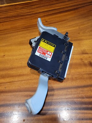 2003-2005 TOYOTA 4RUNNER ABS SKID TRACTION COMPUTER CONTROL MODULE OEM ...