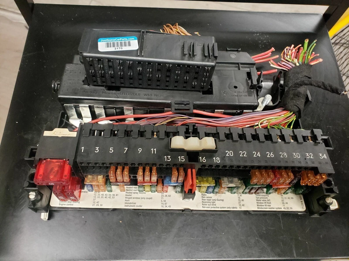 Bmw 3 Series Fuse Box