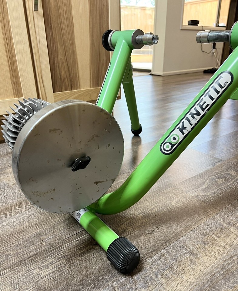 KURT KINETIC FLUID T-699C Bicycle Cycling Indoor Bike Trainer Bluetooth ...