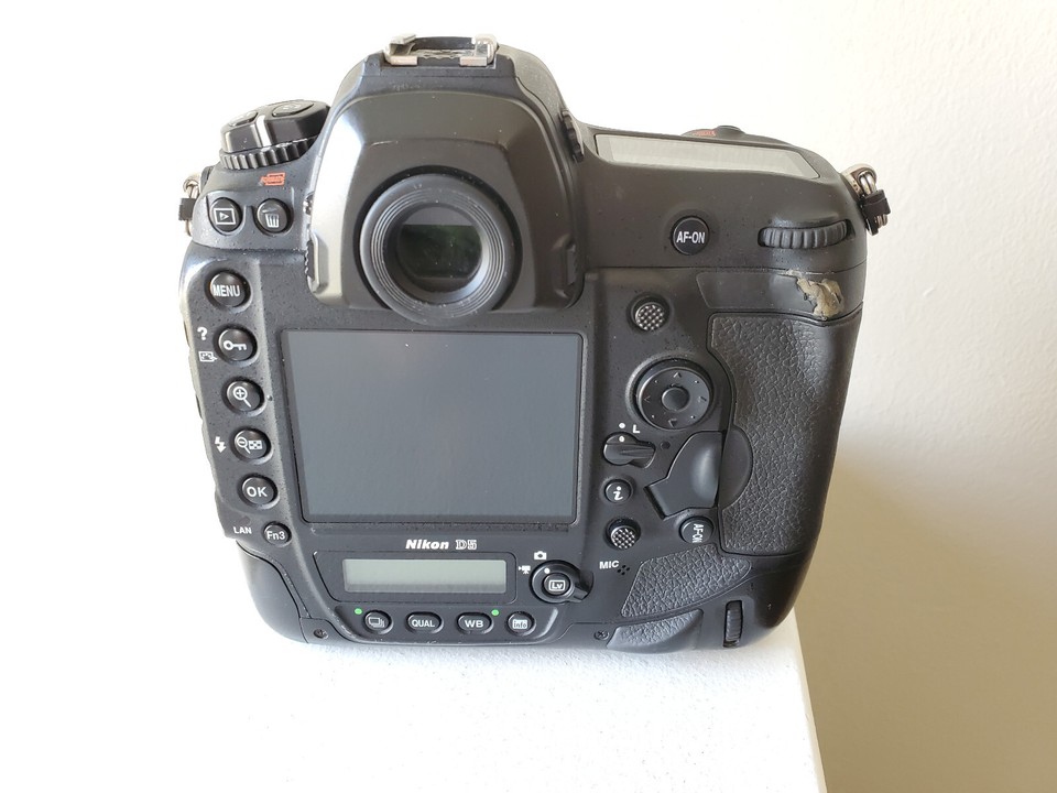Nikon D5 20.8MP DSLR Digital Camera (Dual CF Slots) | eBay