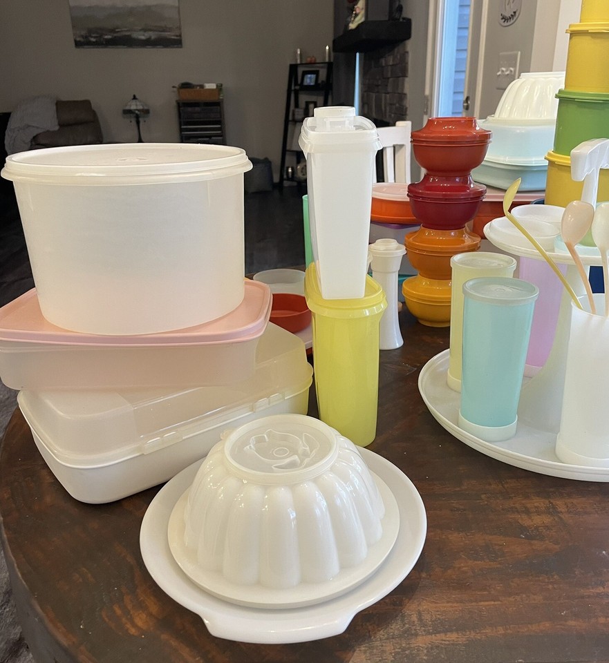 VINTAGE 1970’s TUPPERWARE 51 Piece Lot | eBay