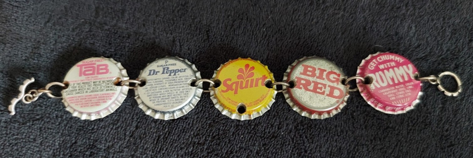 Upcycled Reversible, Vintage Soda Pop Bottle Tops & D… - Gem