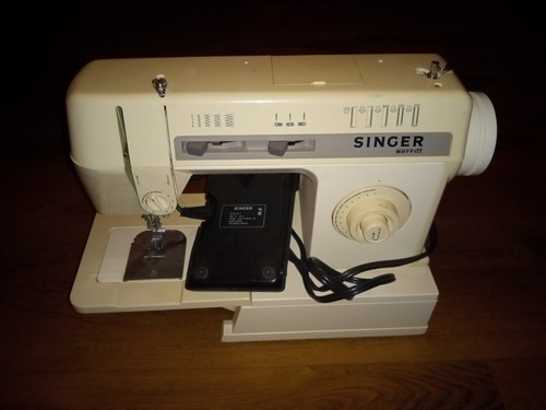 SINGER Merritt 2502 C Electronic Control SEWING MACHINE With Pedal | eBay