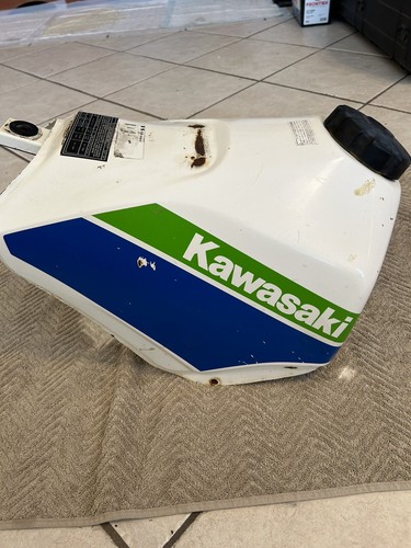 (85-05) KLR 250 Fuel Tank And Petcock | eBay
