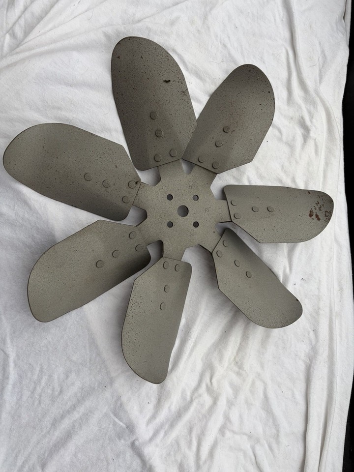 MOPAR 1968-71 383 440 1968-74 318 340 18” FAN OEM | eBay