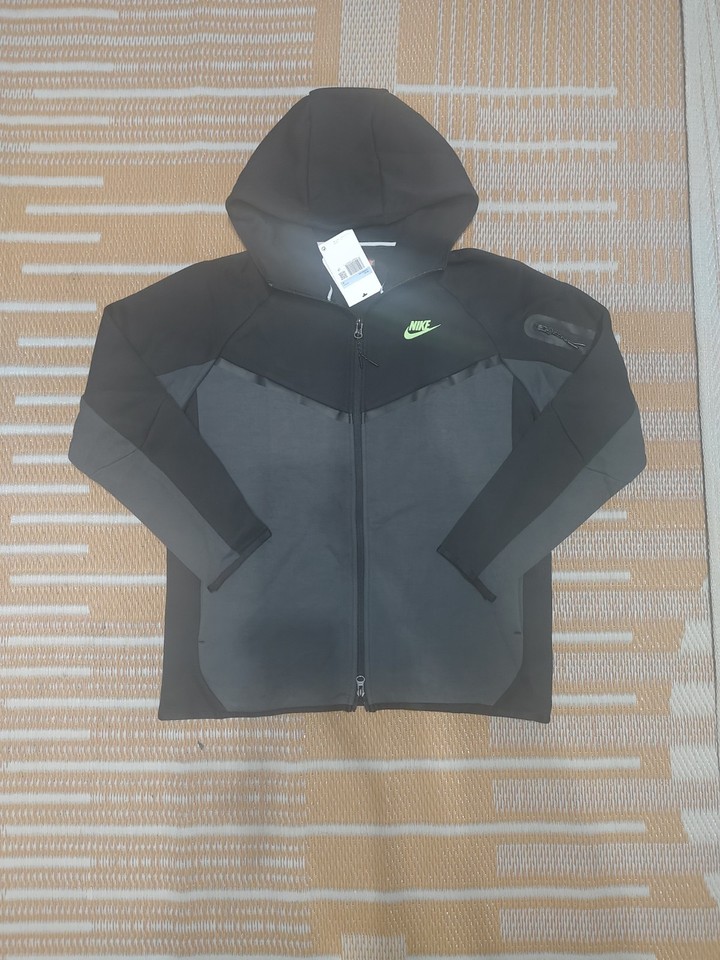Nike Tech Fleece Tracksuit Black/Grey with Neon Green Size Medium | eBay UK