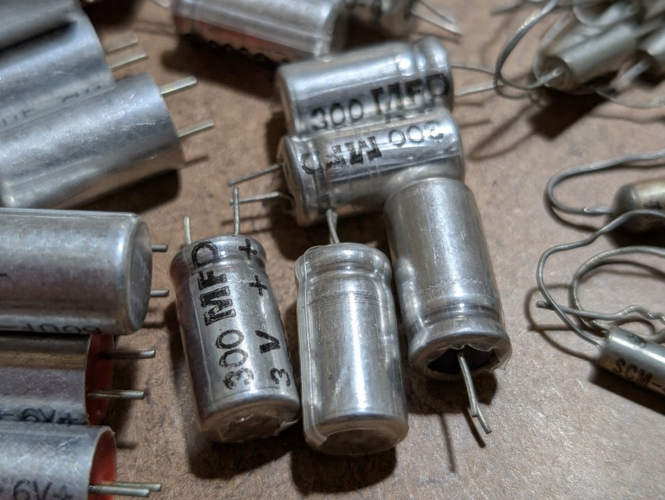 Vintage Aluminum Electrolytic Capacitors Lot NOS Axial Metal Can USA | eBay