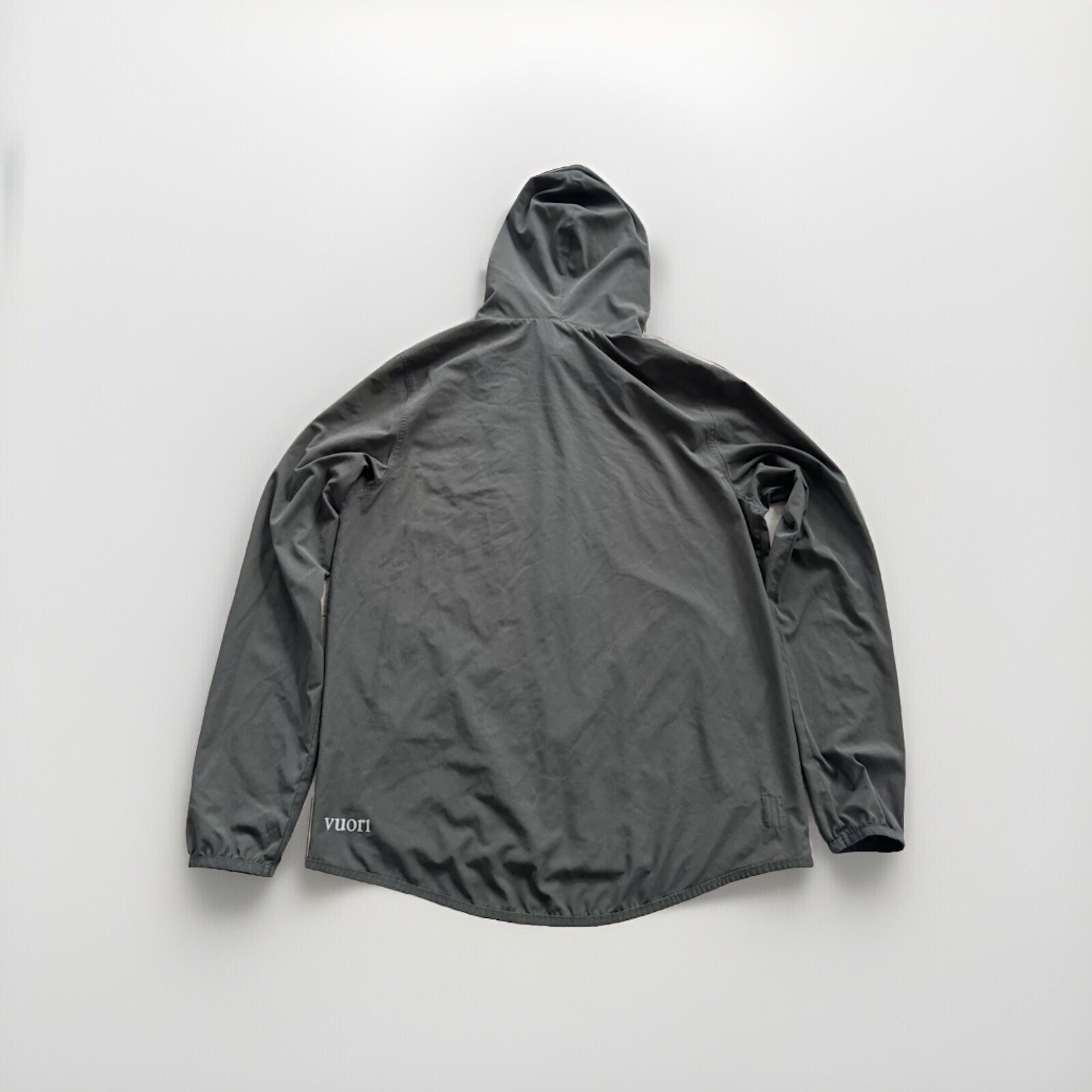 Vuori Outdoor Trainer Shell Jacket Mens Medium V512 Lightweight Running ...