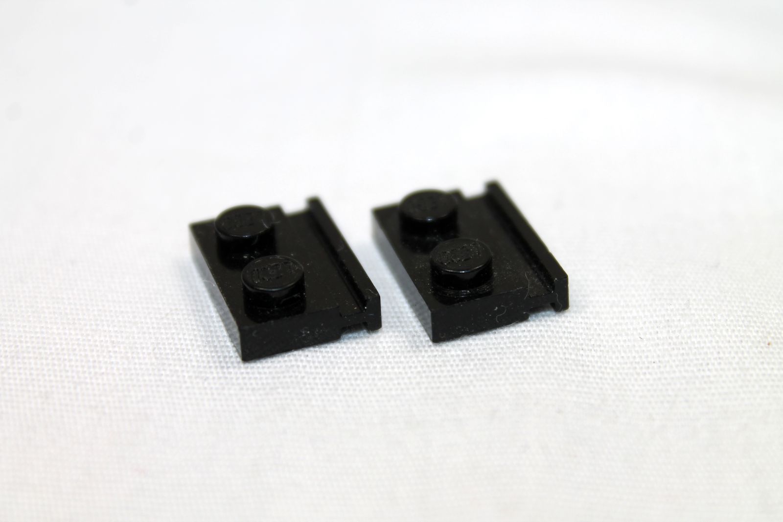 2x Lego 32028 Black 1x2 Plate w/Door Rail (Mindstorms RCX Motor Mount ...