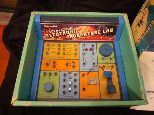 10 In 1 Electronics Adventure Lab Vintage 1981 | eBay